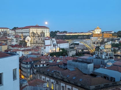 Scenic Night Drive in Porto by Ricardo Manuel L. The best private tours ...